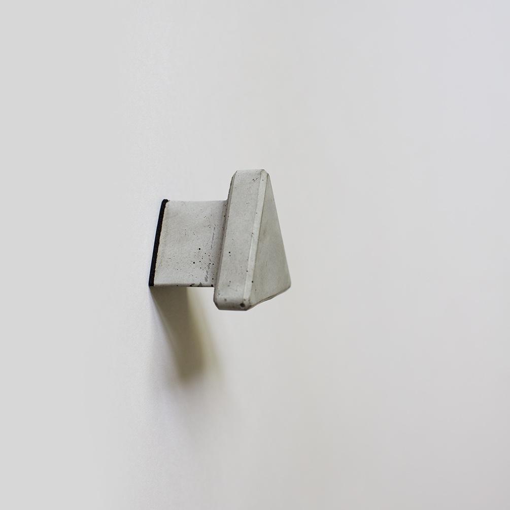 Triangular Concrete Wall Hook – Protasm